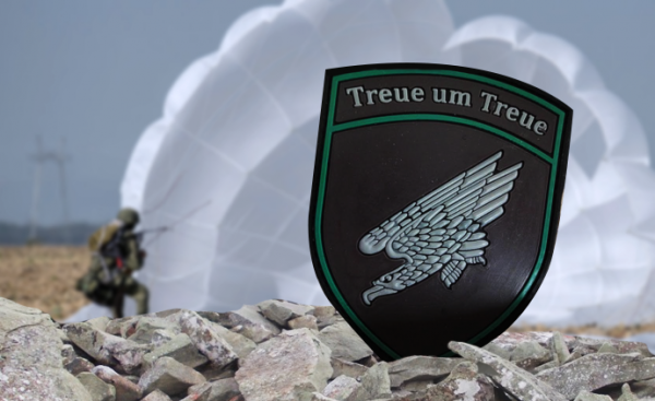 3D Rubber MORALE PATCH: "TREUE UM TREUE" | WIKINGER/MITTELALTER und ...